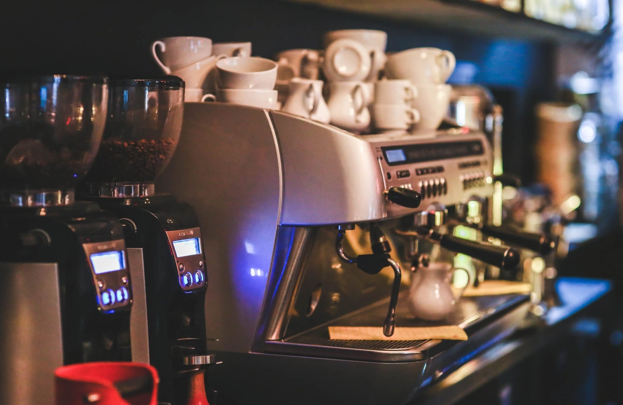 Professional Barista Setup: Guide to Advanced Equipment for Cafes